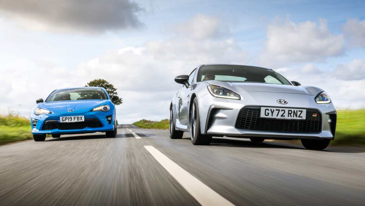 Toyota GT86 v GR86 – pictures | evo